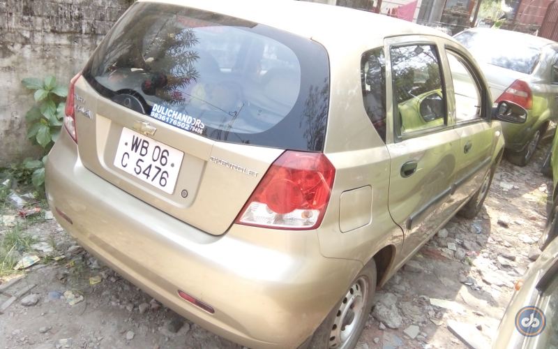 Used Chevrolet Aveo UVA 1.2 LS in Kolkata 2010 model, India at Best Price.