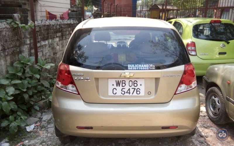 Used Chevrolet Aveo UVA 1.2 LS in Kolkata 2010 model, India at Best Price.