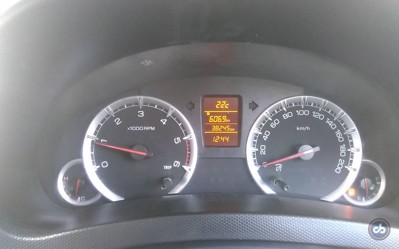 Used Maruti Suzuki Swift ZDI in Chandigarh 2014 model, India at Best Price.