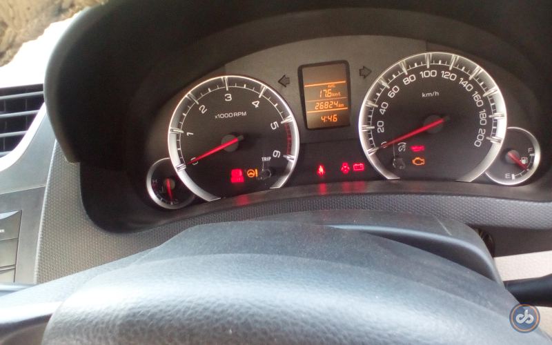 Used Maruti Suzuki Swift DZire VDI in South West Delhi 2015 model ...